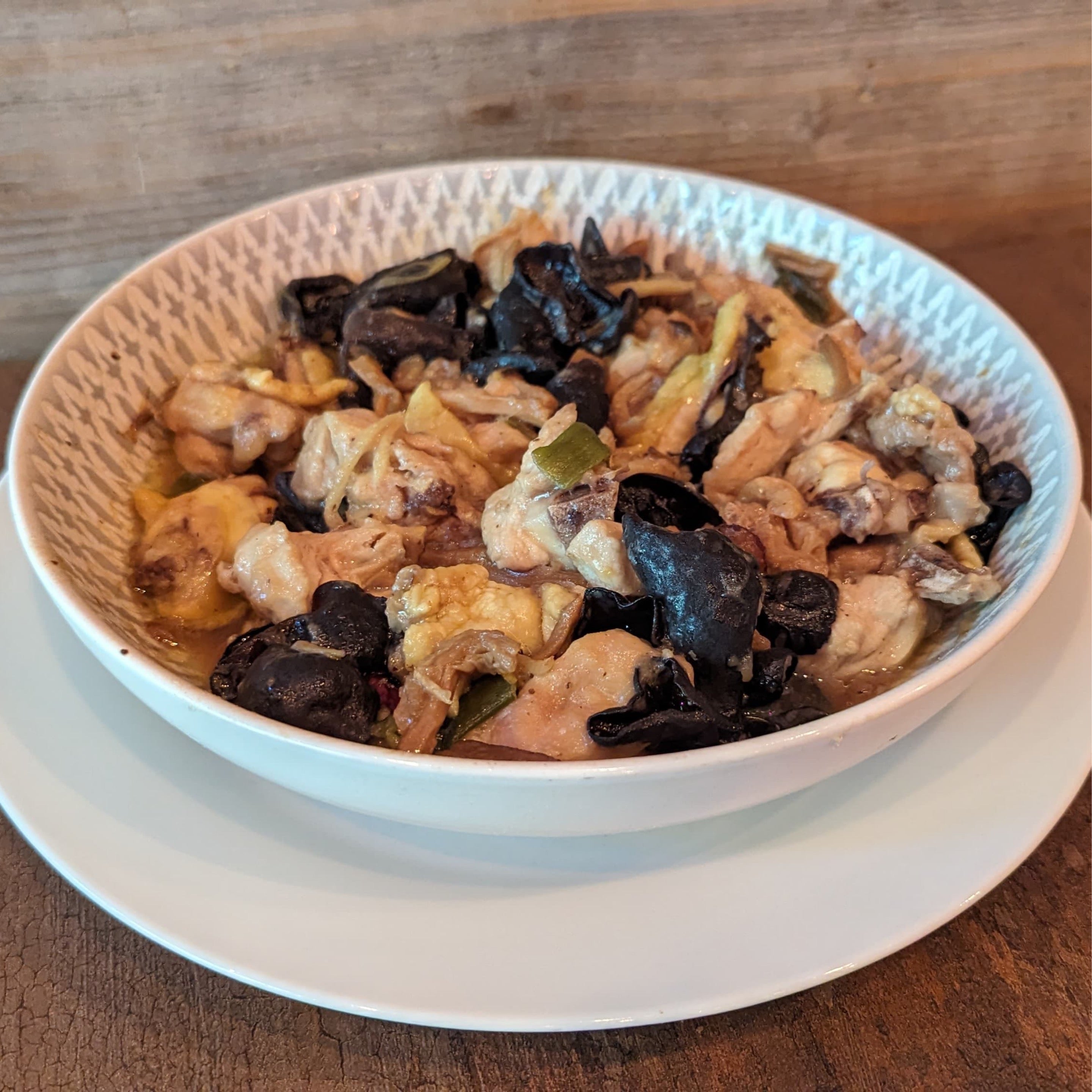 Steamed Chicken with Black Fungus and Lily Buds 金針雲耳蒸雞 (500g) | Dim Sum ...